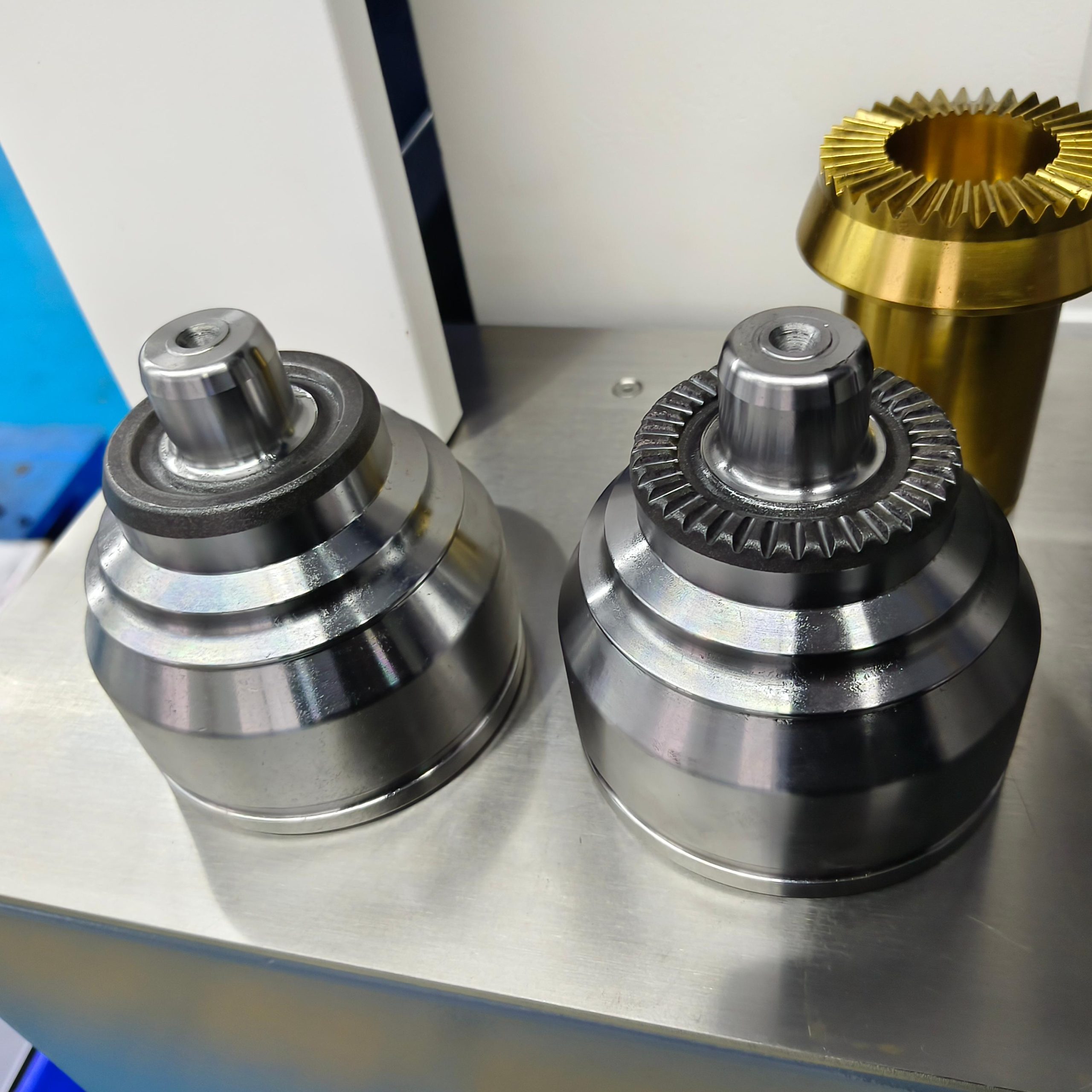 Car Axle Shaft Stock End Spline Rotary Rolling Riveting Machine ...